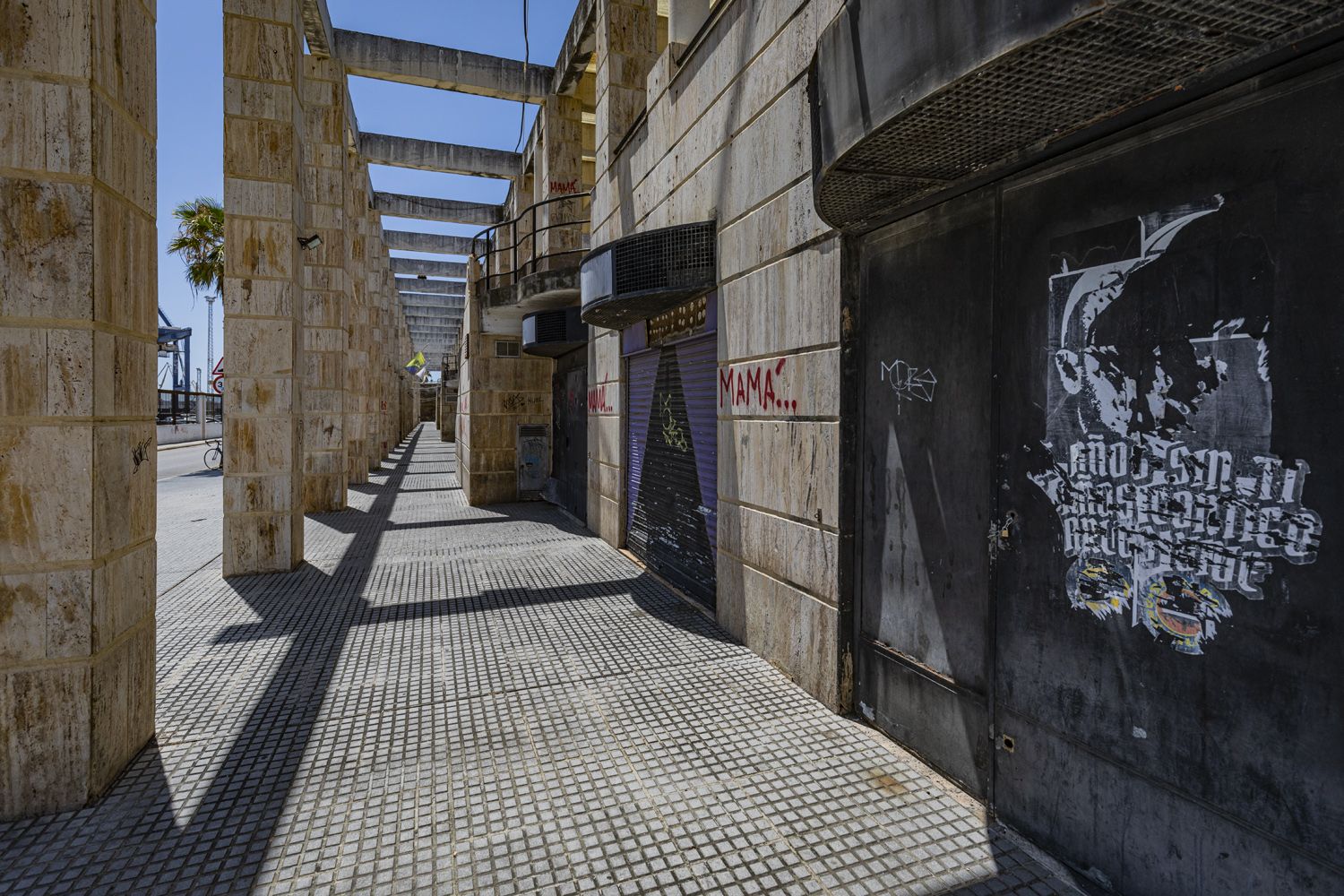Adiós a la zona de copas de la Punta de San Felipe de Cádiz: será un ...